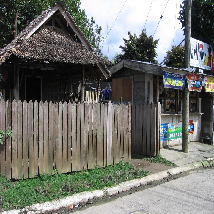 BFS Foreclosed House and Lot at Blk-18, Lot-12, National Highway, VILLA ...